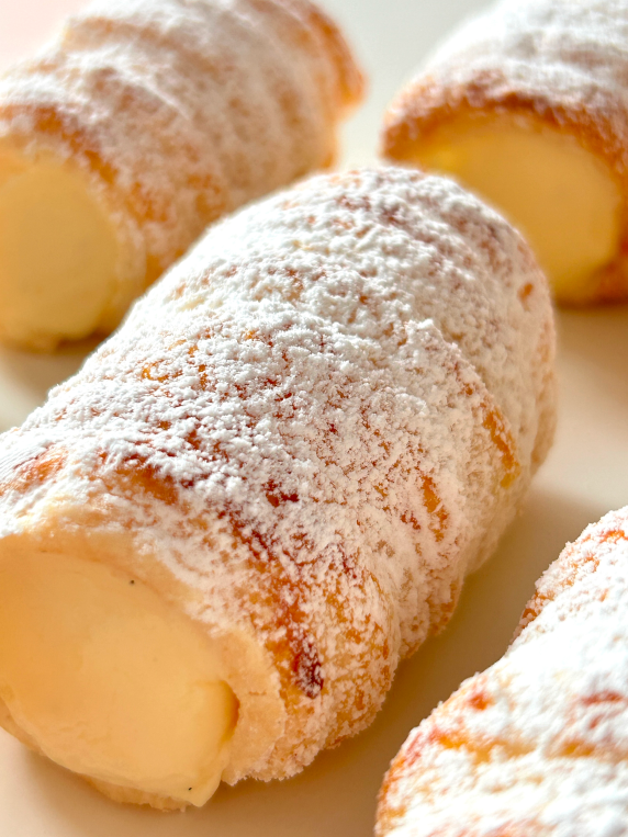 Vanilla Cream Rolls Recipe